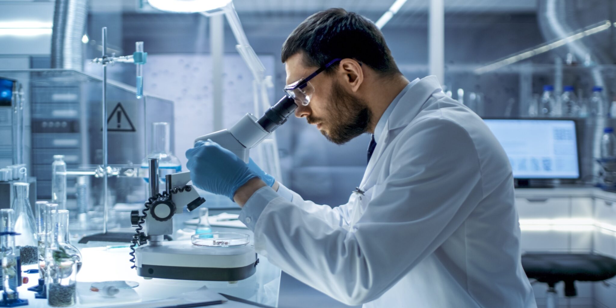 Understanding Lab Technician Requirements: A Complete Guide