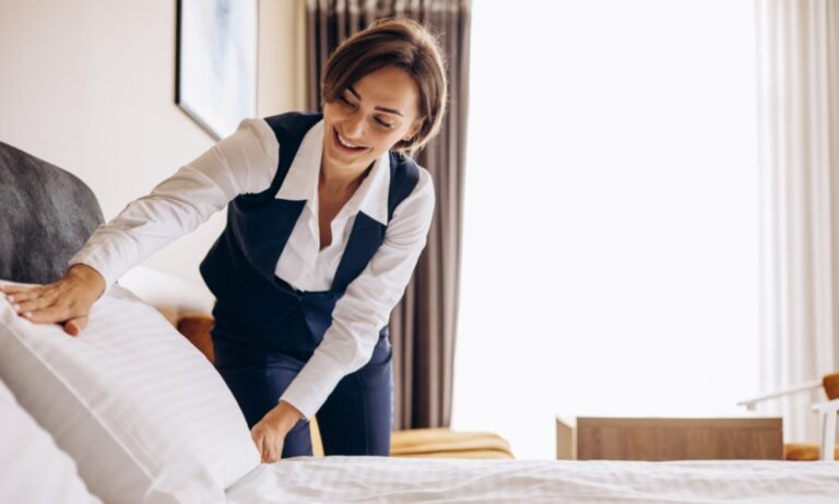 What does a bid writer do | Key Role Explained in Detail