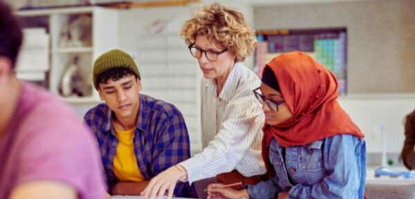 What Is a Higher Level Teaching Assistant (HLTA)?